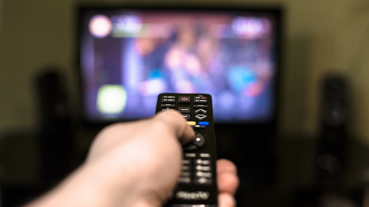 தொலைக்காட்சி நிகழ்ச்சிகளுக்கு சென்சார்? - TON தமிழ் செய்திகள்